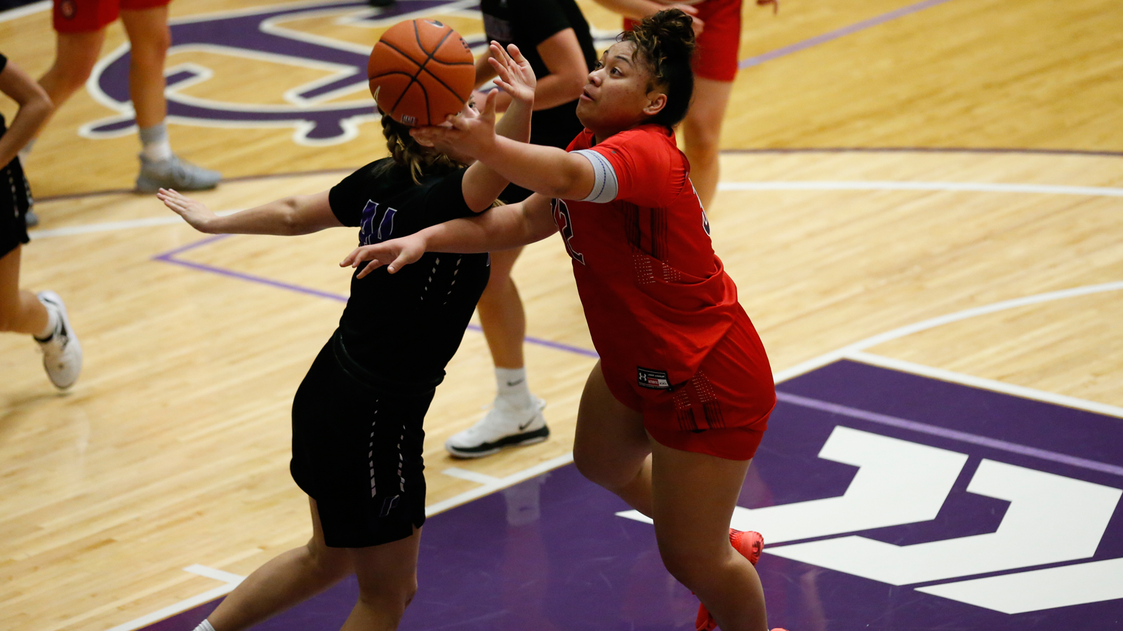 Finau Tonga - Women's Basketball - SMC California Athletics