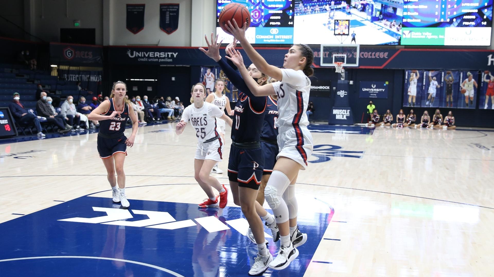 Makena Mastora - Women's Basketball - SMC California Athletics