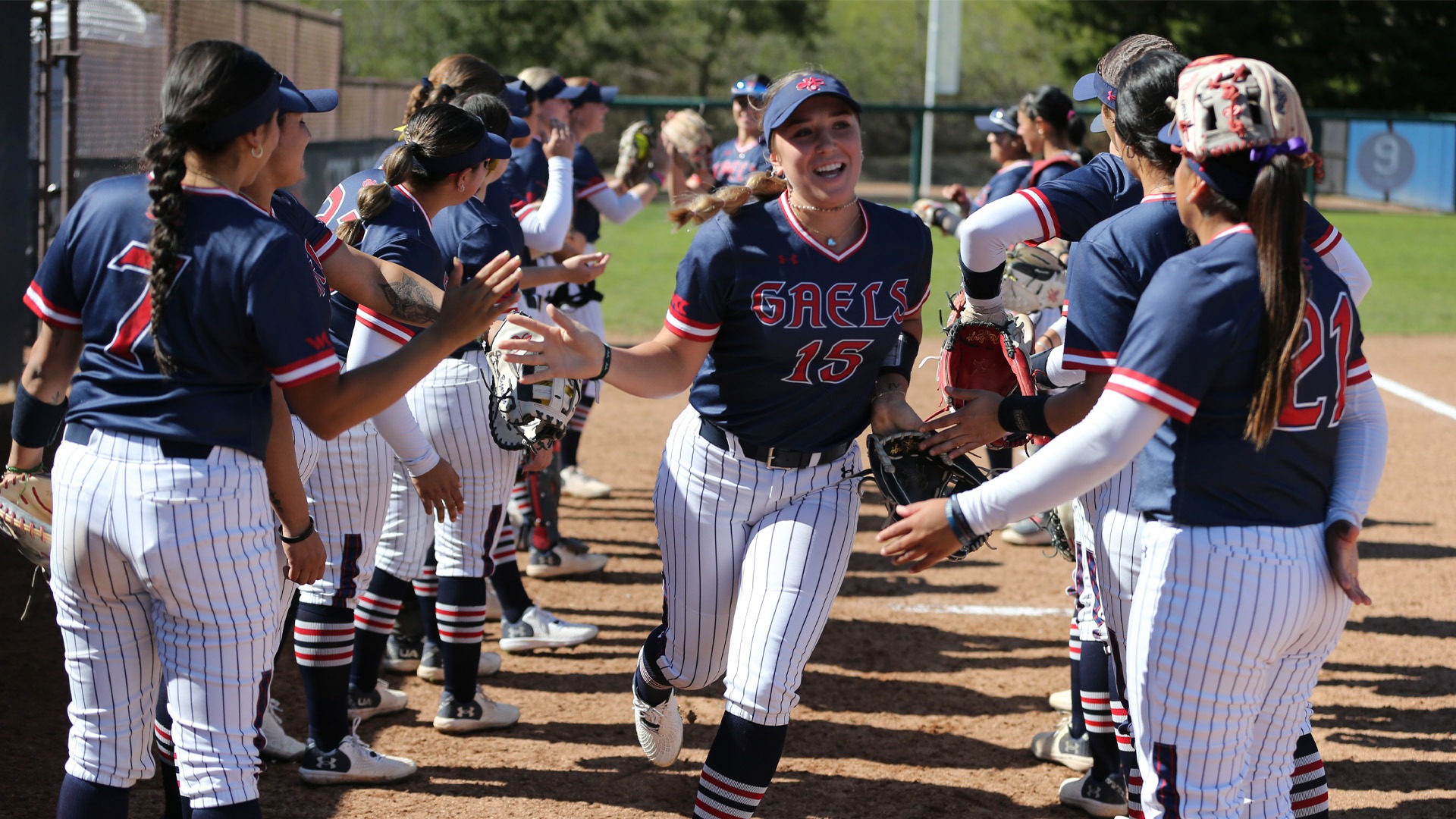 Sam Buckley - Softball - SMC California Athletics