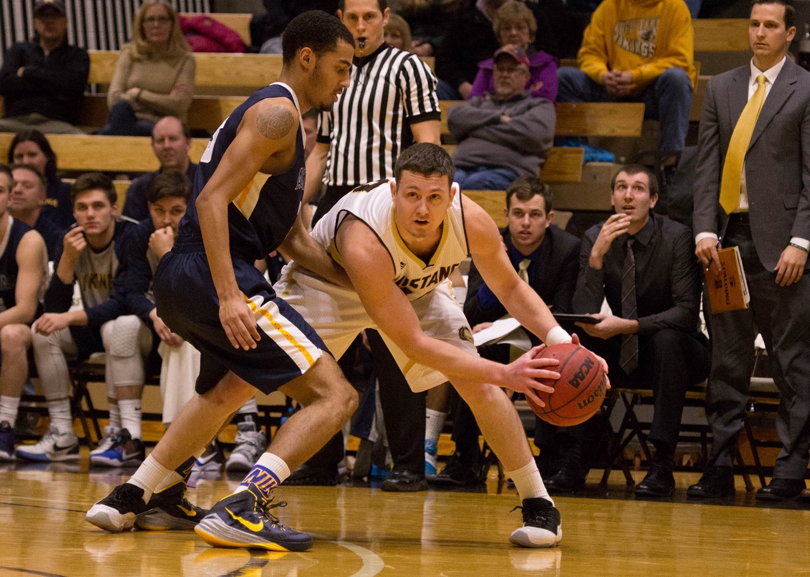 Shaun Condon - Men's Basketball - SMSU Athletics