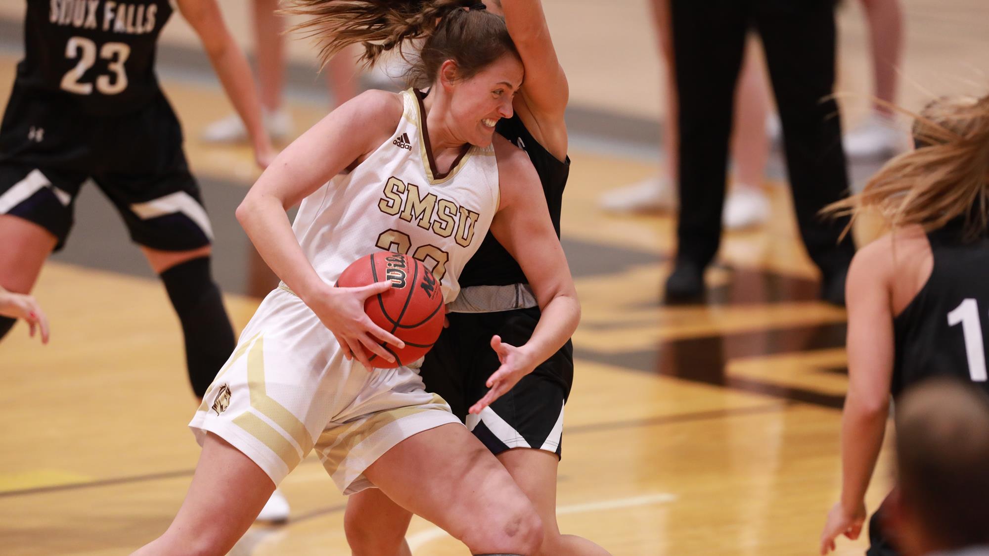 Lily Schoknecht - Women's Basketball - SMSU Athletics
