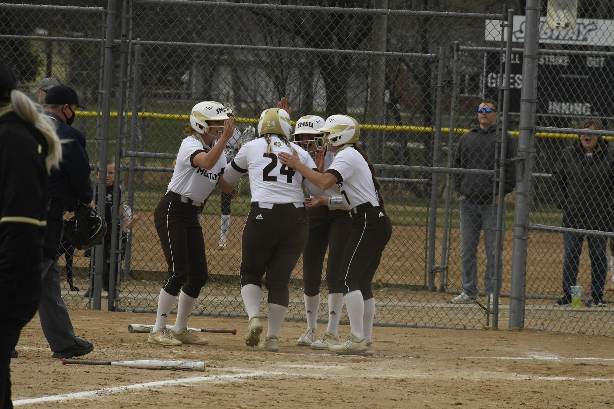 Bailey Johnson - Softball - SMSU Athletics