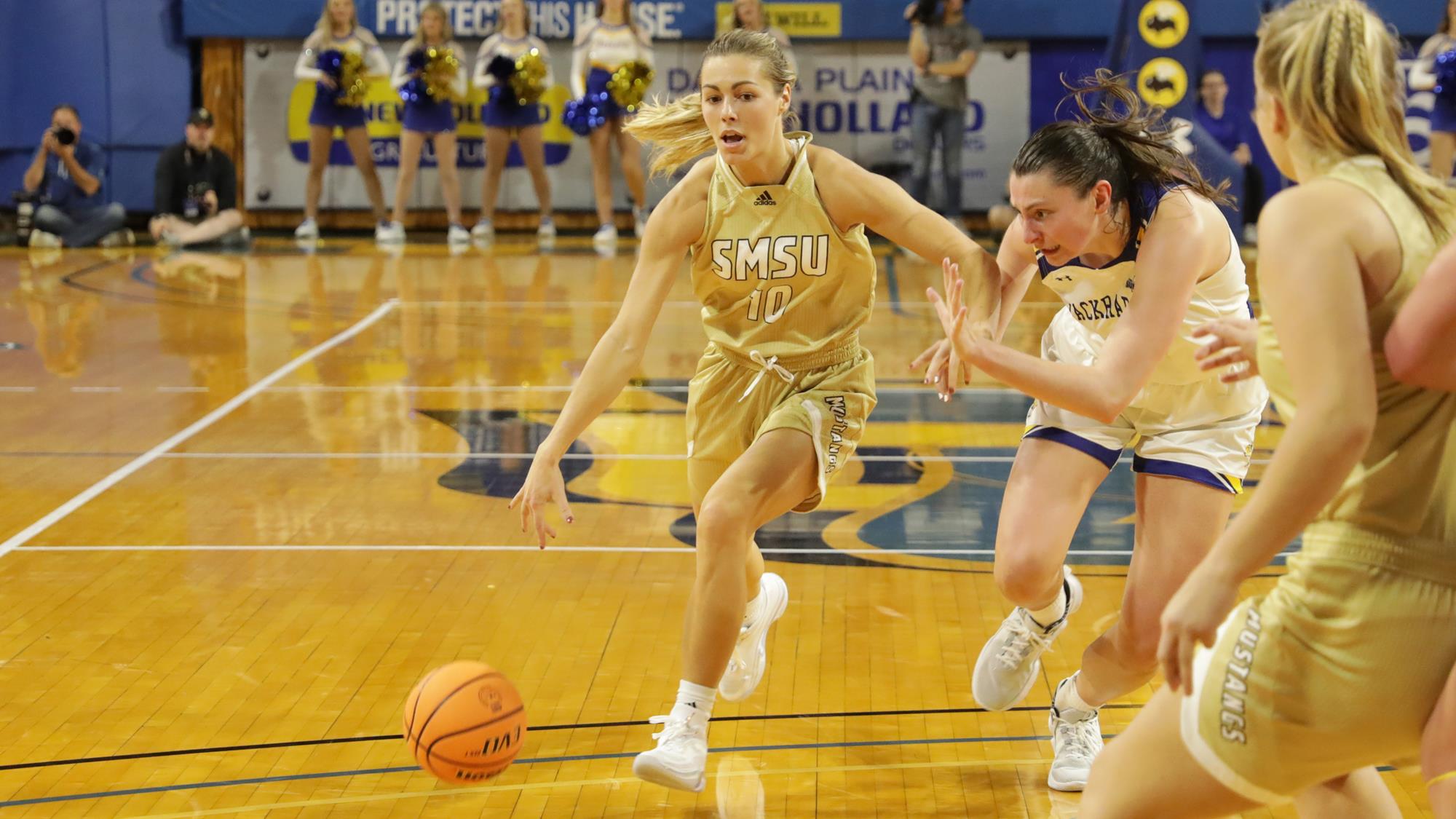 Madison Gehloff - Women's Basketball - SMSU Athletics