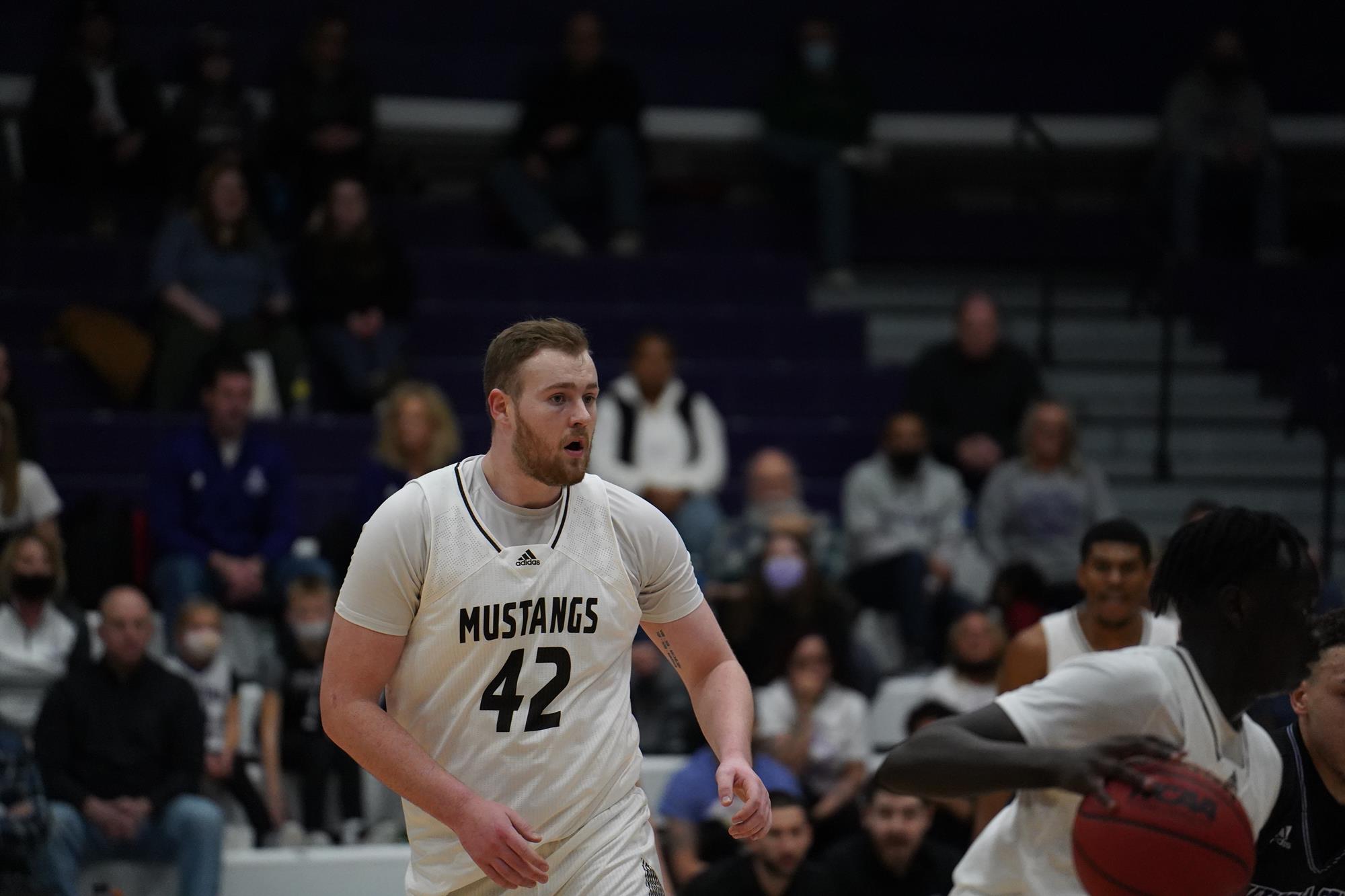 Jake Phipps - Men's Basketball - SMSU Athletics