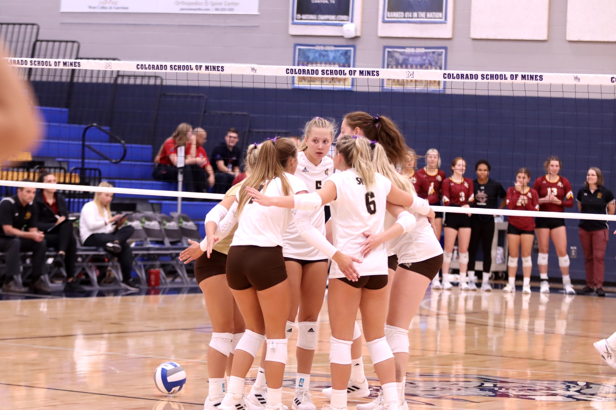 Resilient Mustangs pick up a pair of big wins - SMSU Athletics