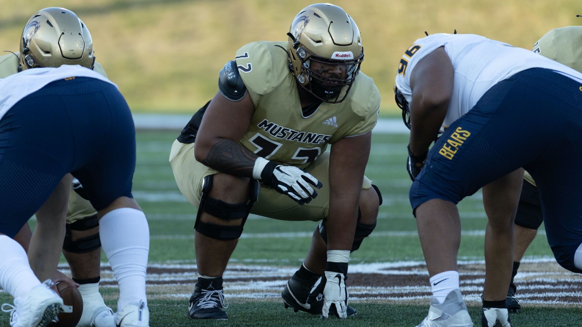 Shawn Martinez - Football - SMSU Athletics