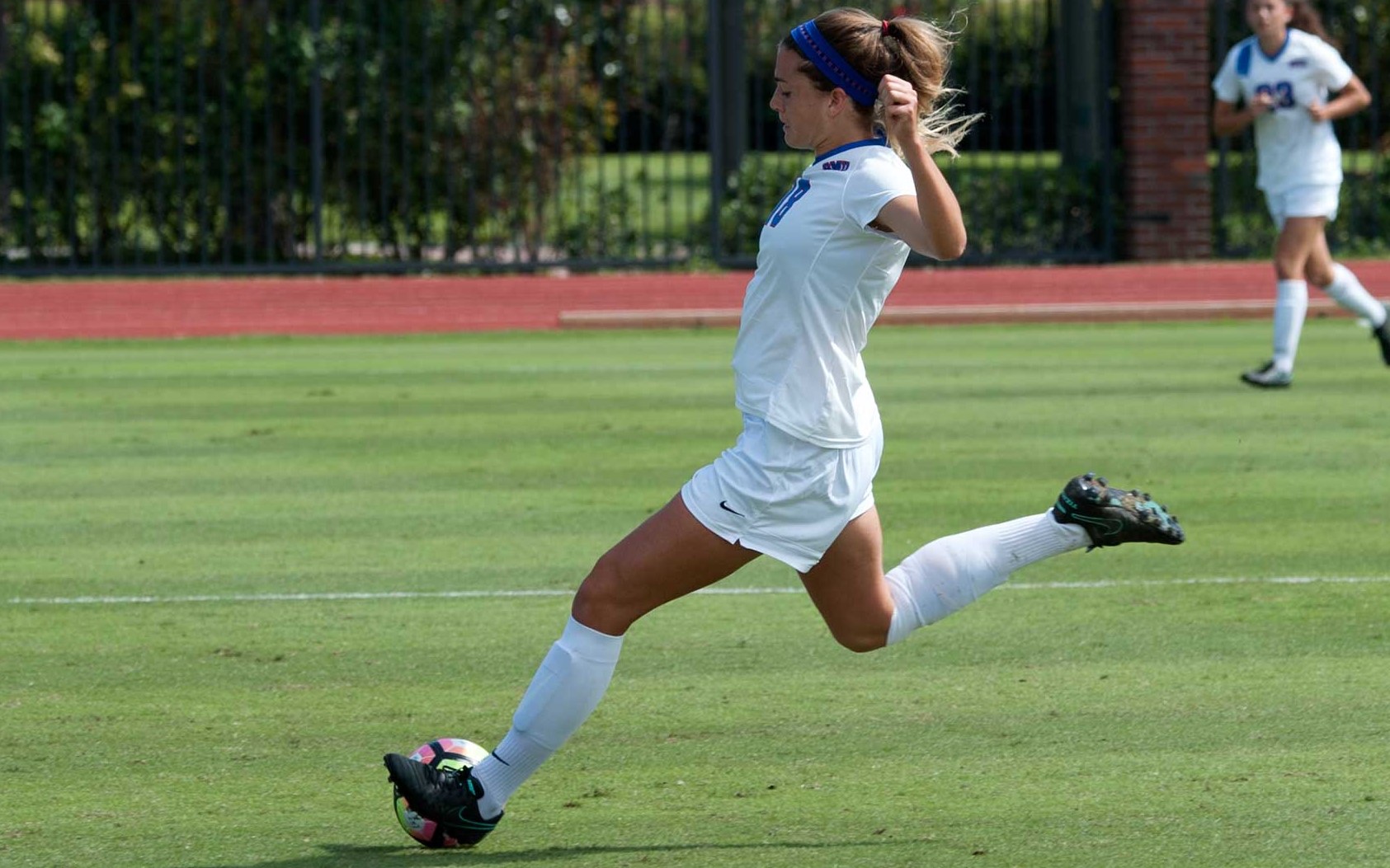 Claire Oates - Women's Soccer - SMU Athletics