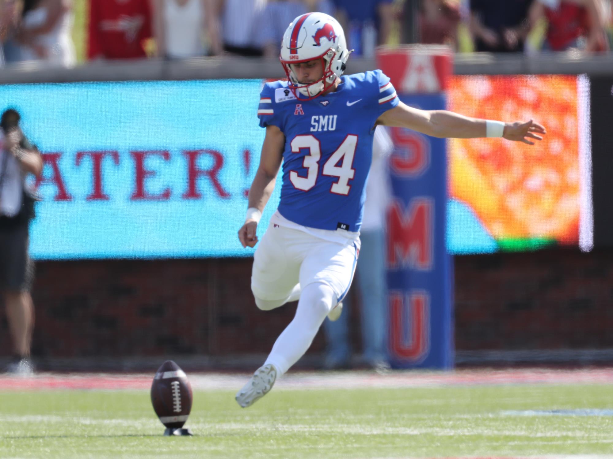 Chris Naggar - Football - SMU Athletics