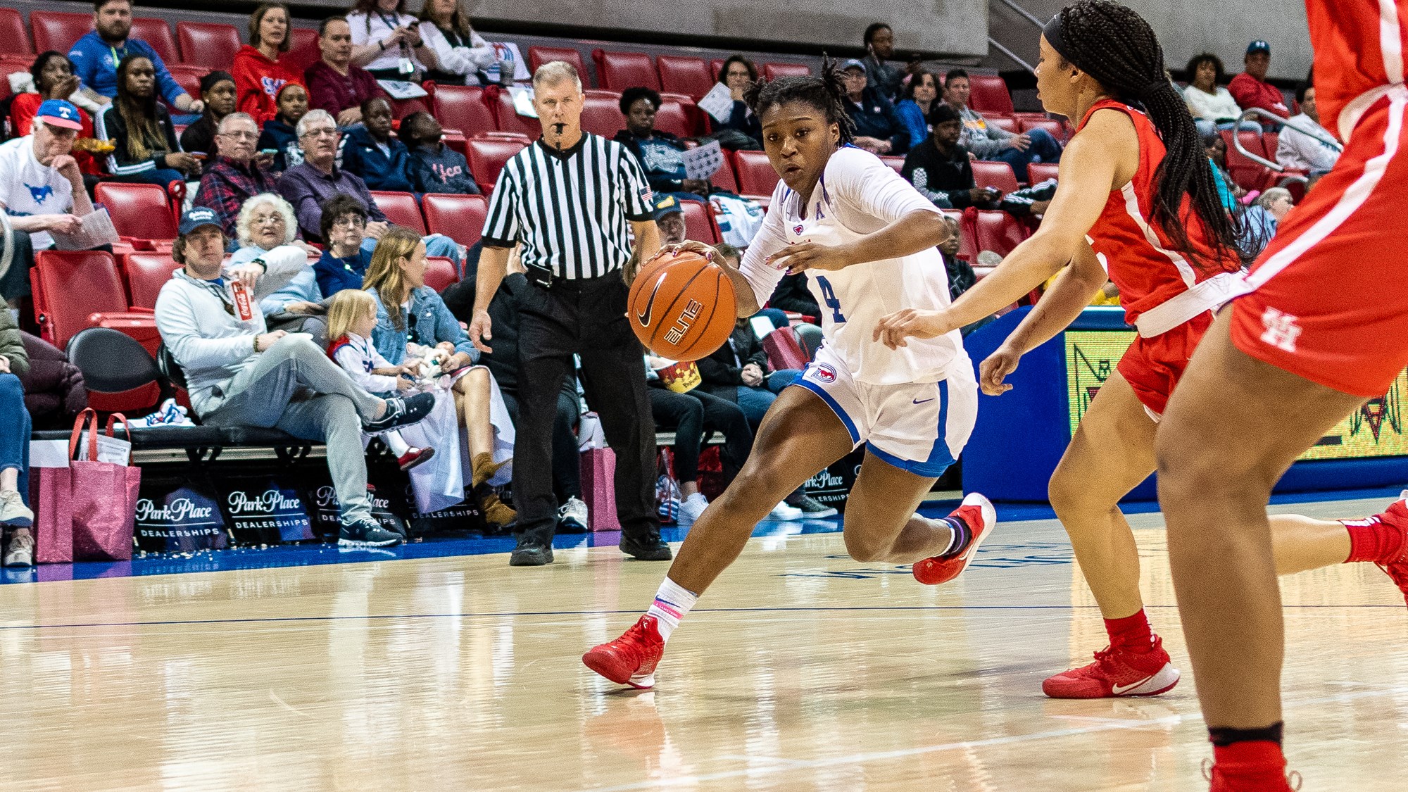 Amber Bacon - Women's Basketball - SMU Athletics