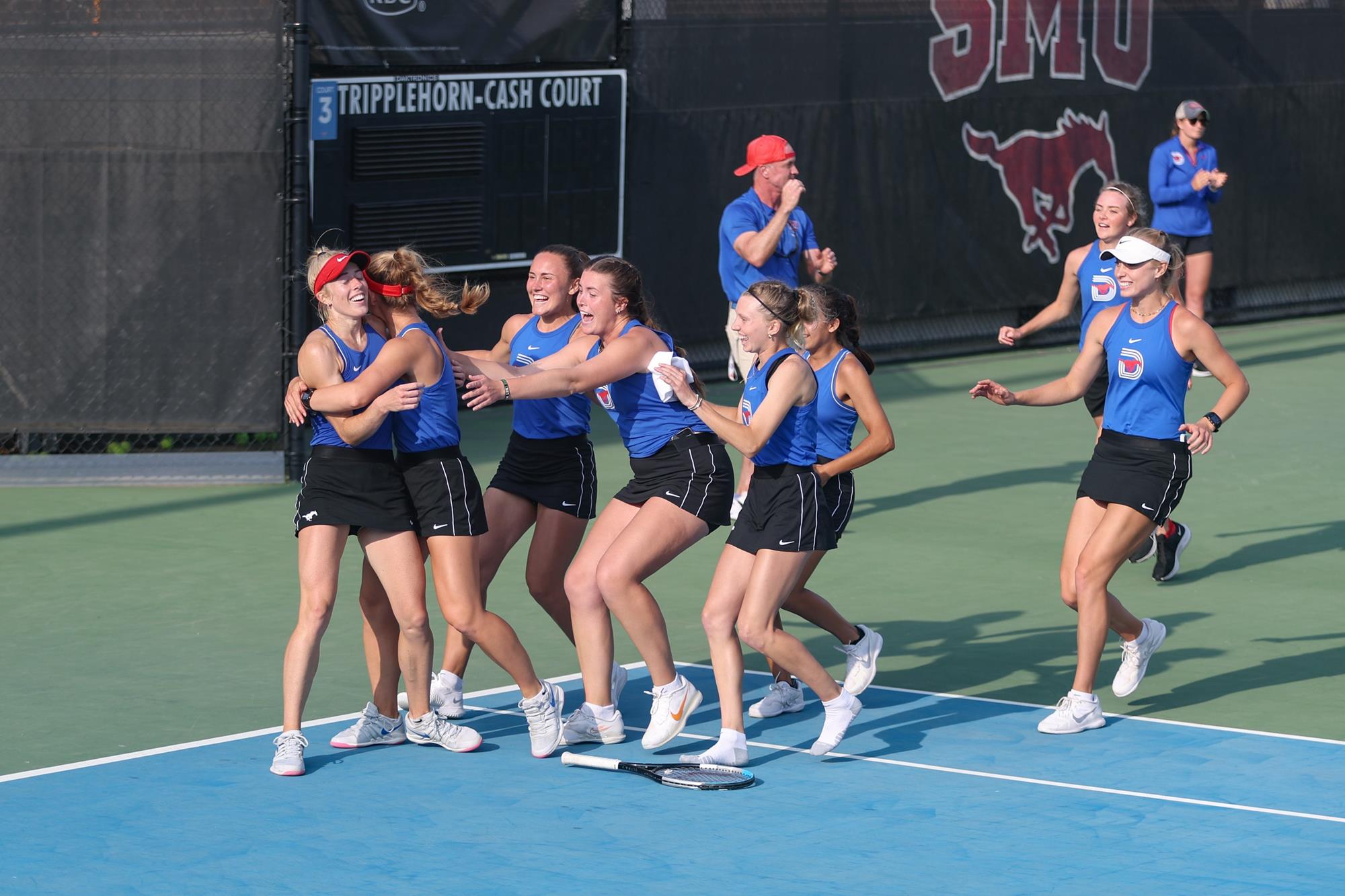 Nicole Petchey - Women's Tennis - SMU Athletics