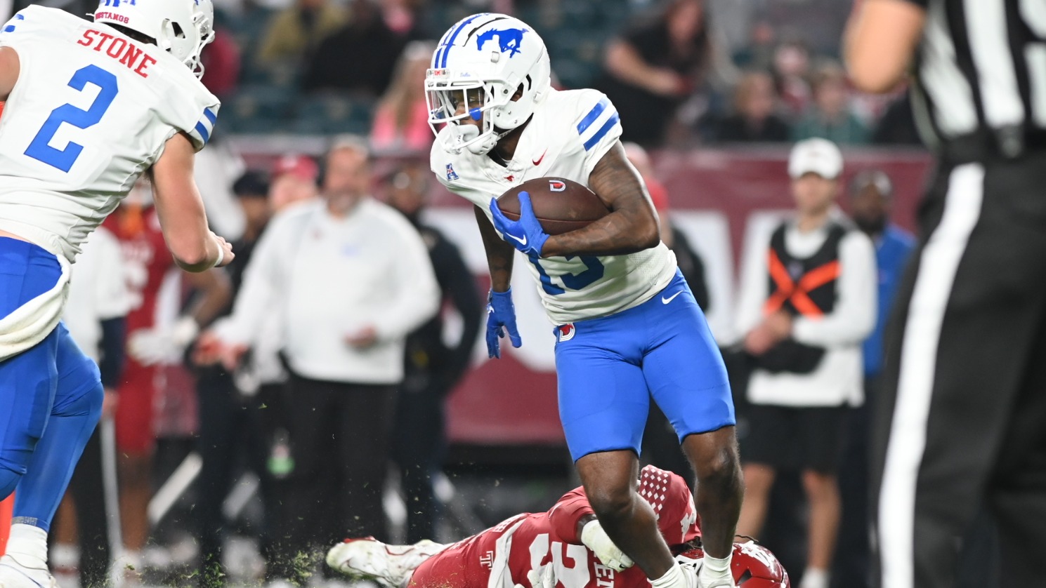 Mustangs Roll In Win At Temple 55-0 - SMU Athletics