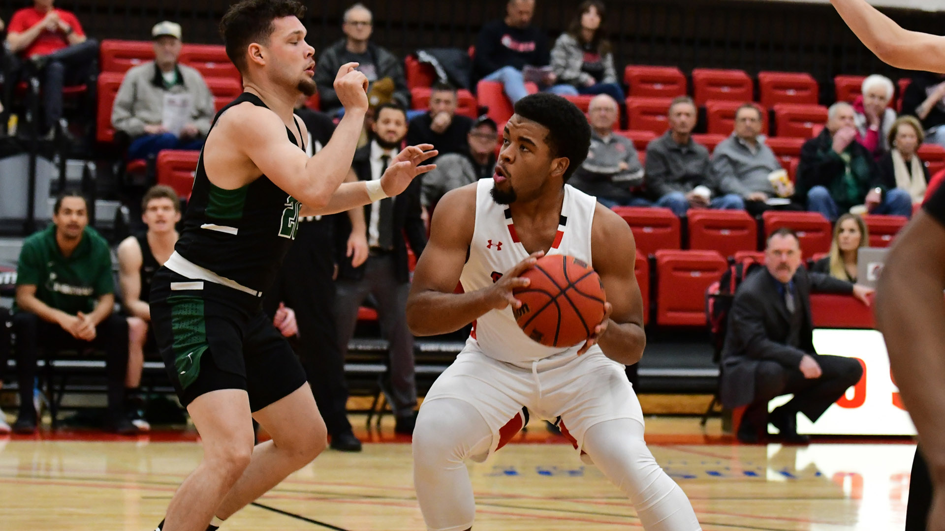 Demonte Malloy - Men's Basketball - Saint Martin's University Athletics