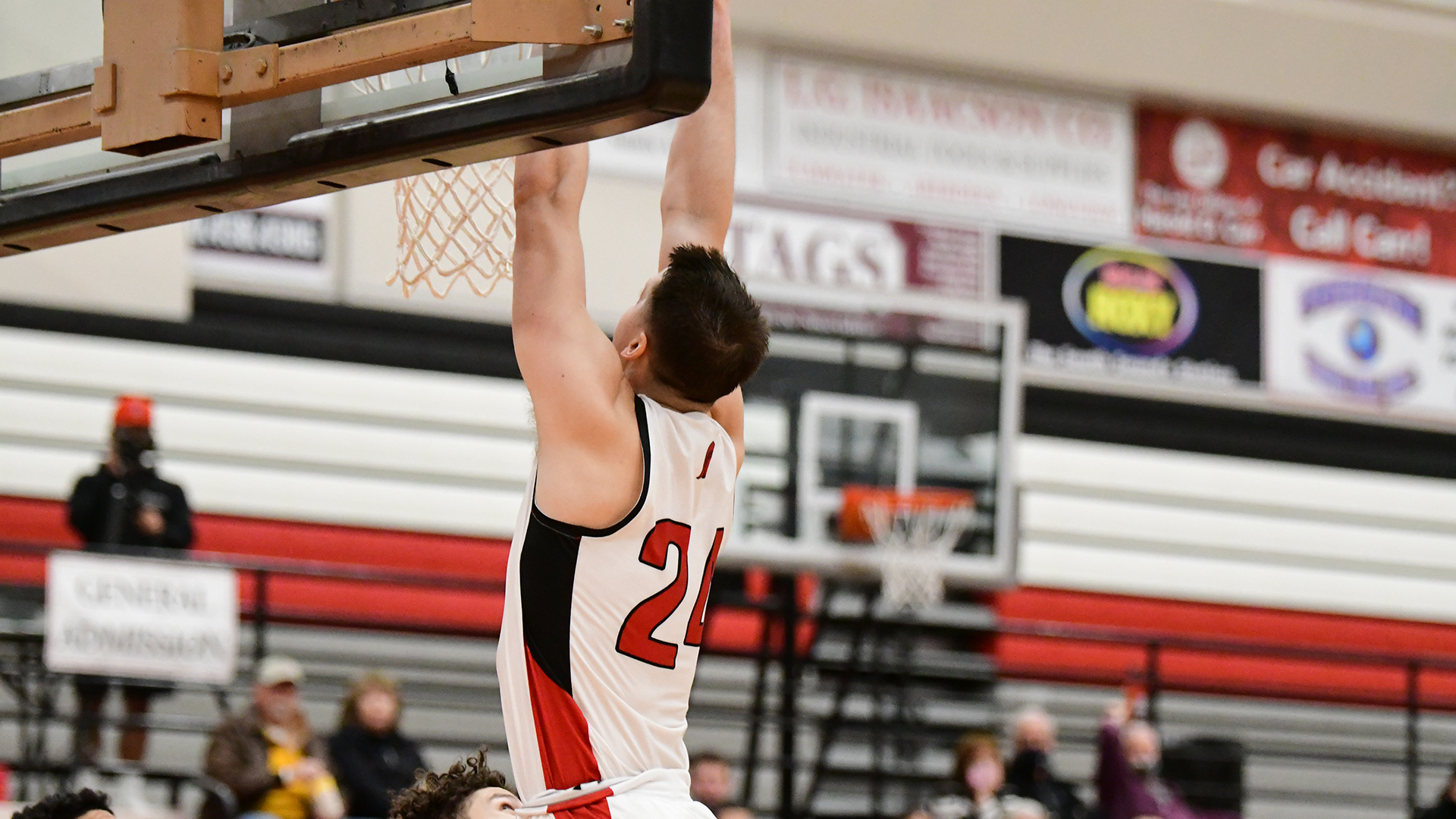 Brett Reed - Men's Basketball - Saint Martin's University Athletics