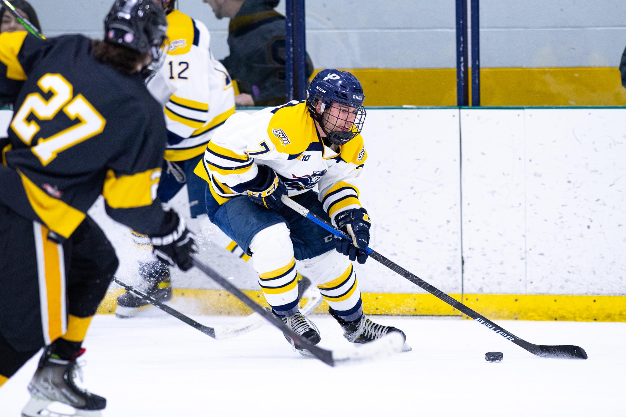 Jake Cox - 2021-22 - Men's Ice Hockey - Southern New Hampshire University