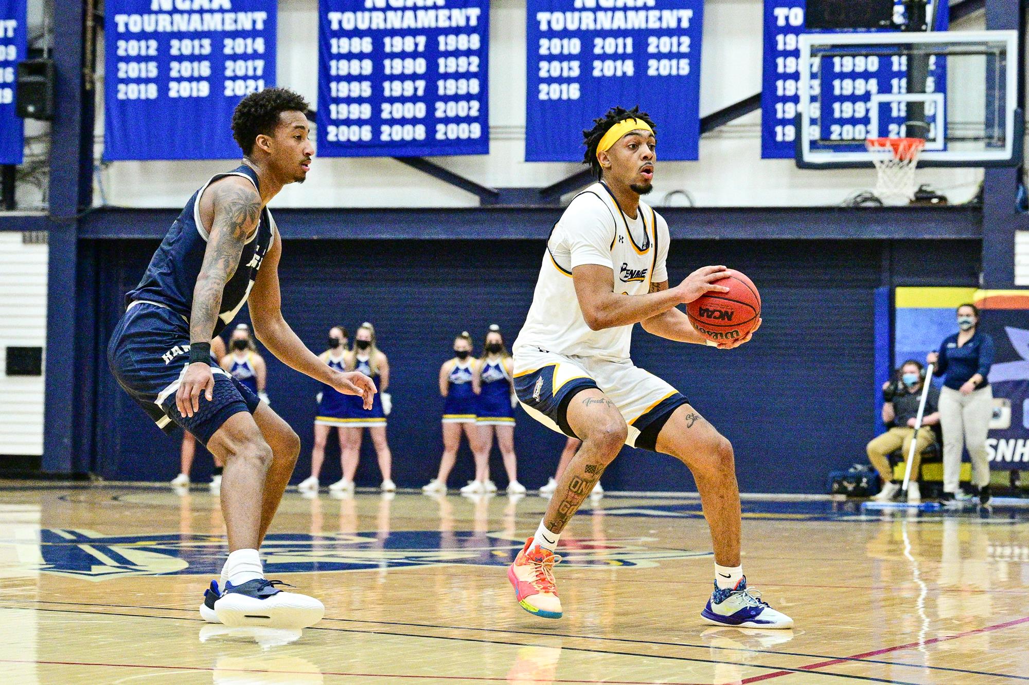 Aaron Gray - 2021-22 - Men's Basketball - Southern New Hampshire University