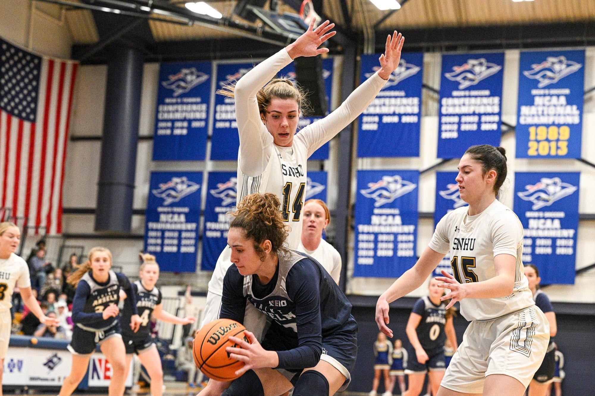 Jess Knight - 2023-24 - Women's Basketball - Southern New Hampshire ...