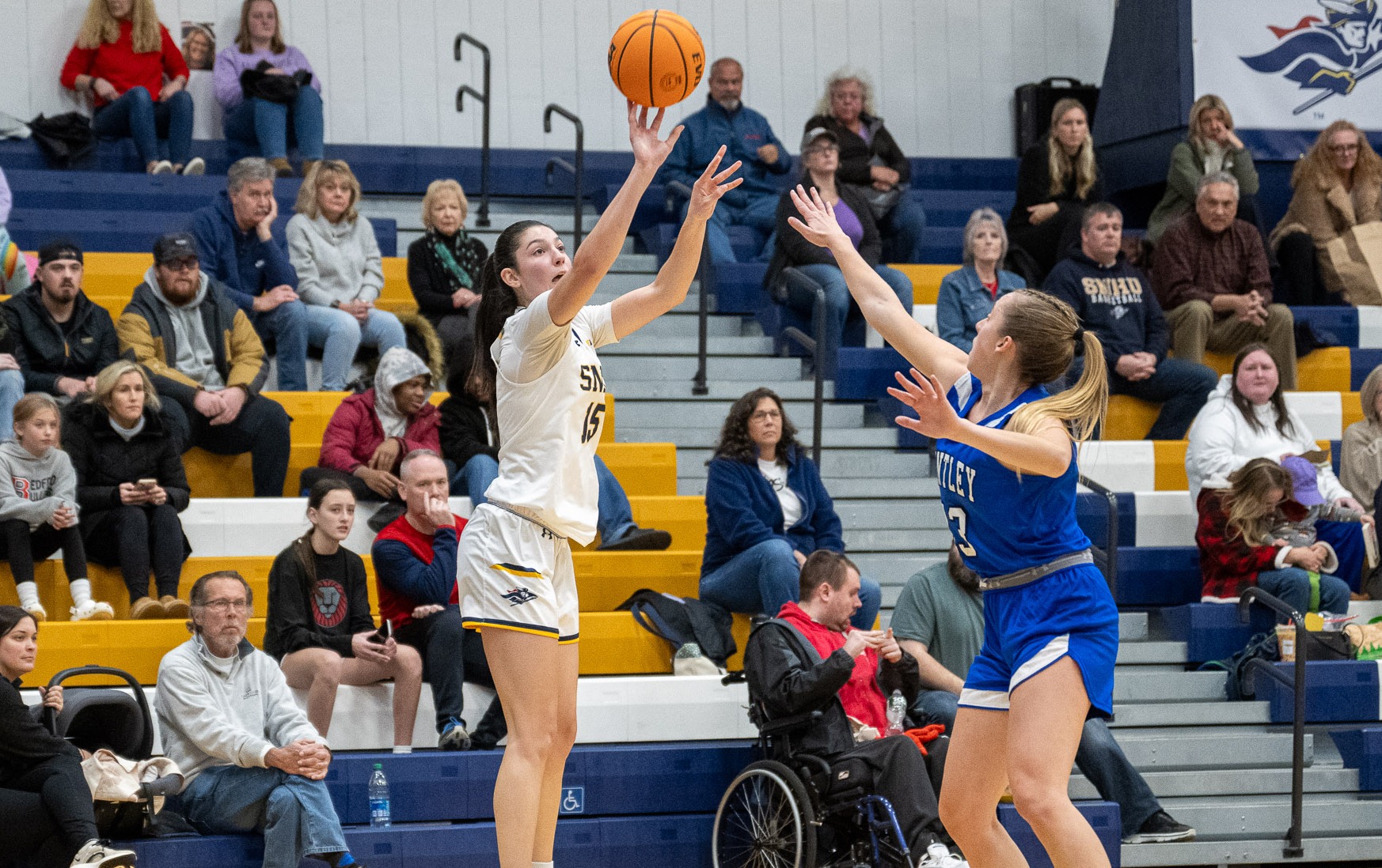 #10/15 Bentley Wins Battle of NE10 Leaders 59-52 - Southern New Hampshire University