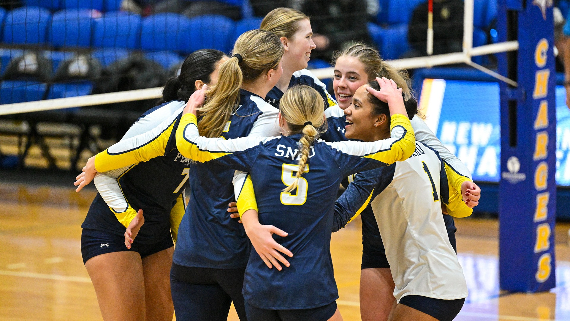Women's Volleyball Claims Second Straight NCAA Championship Berth ...