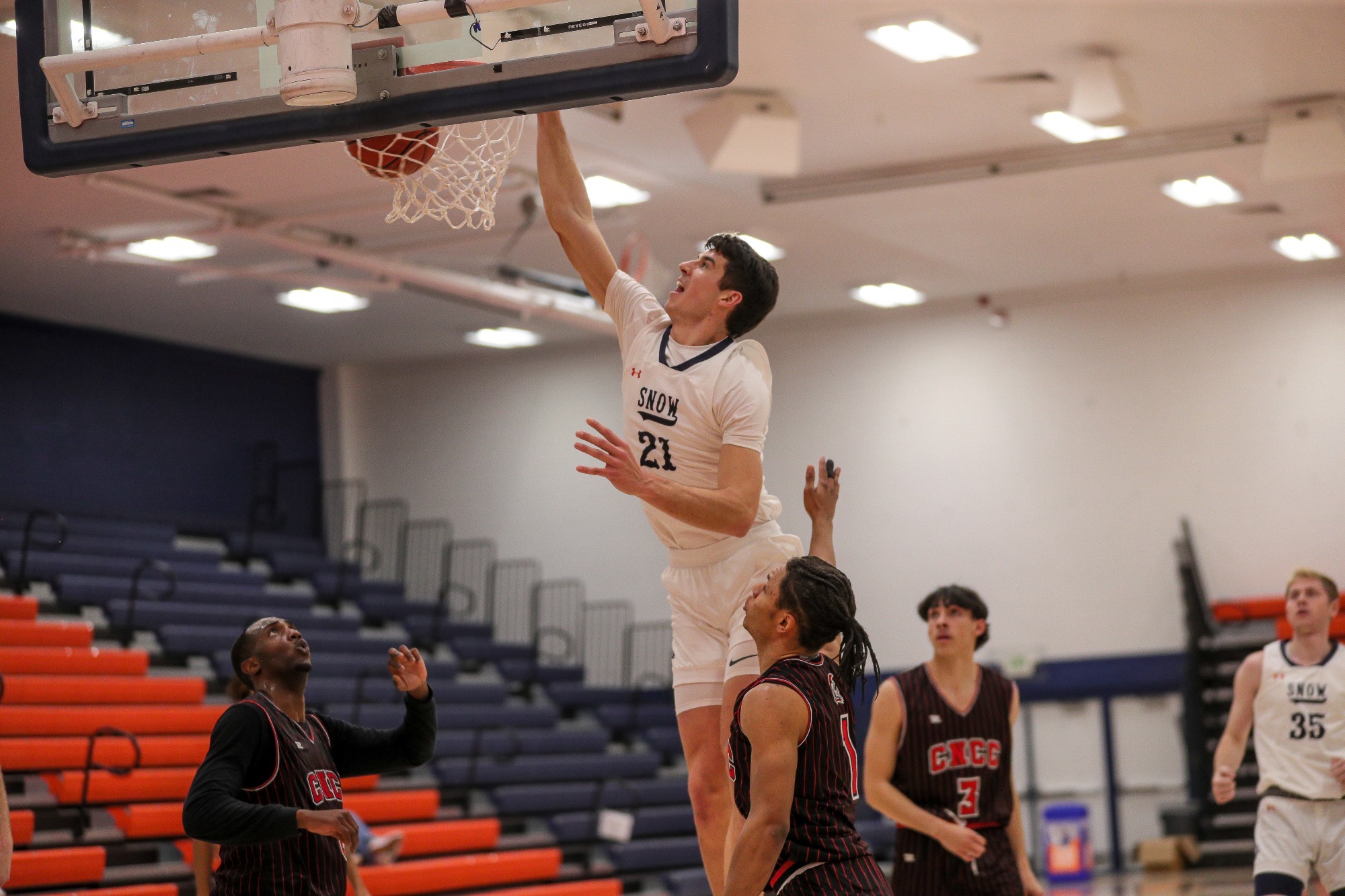 Max Triplett - 2023-2024 - Men's Basketball - Snow College Athletics