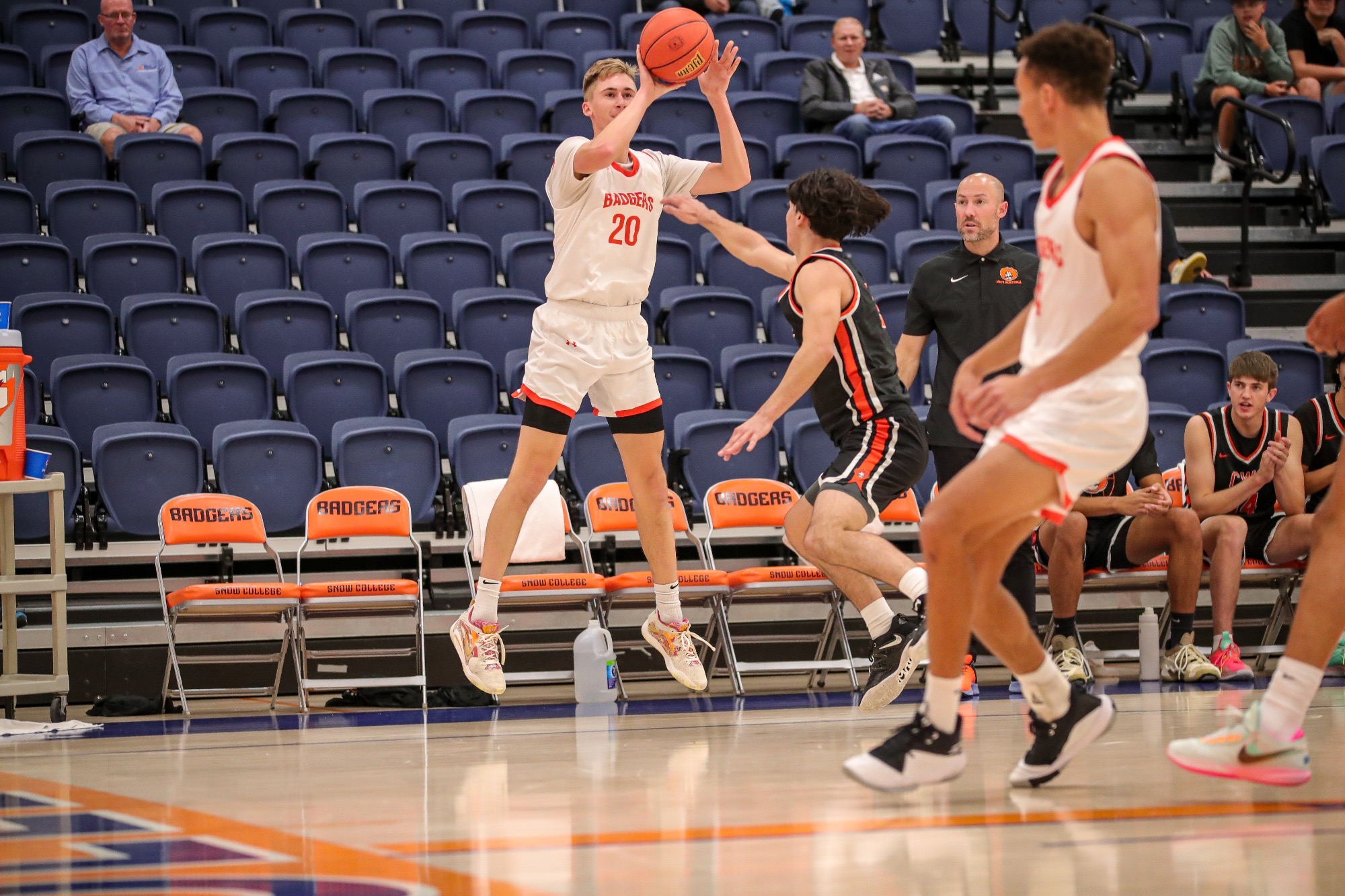 Dylan Jones - 2023-2024 - Men's Basketball - Snow College Athletics