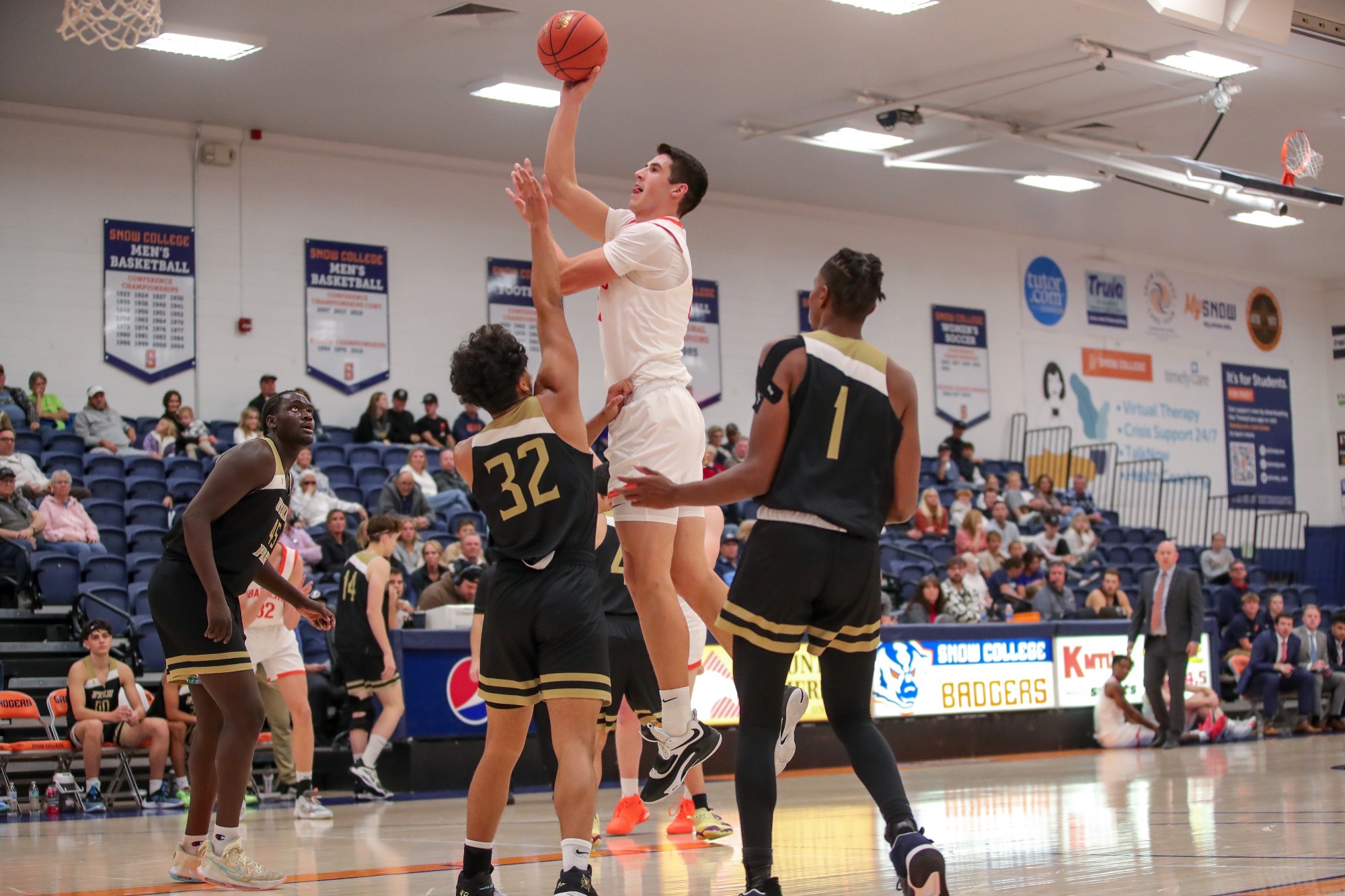 Max Triplett - 2023-2024 - Men's Basketball - Snow College Athletics