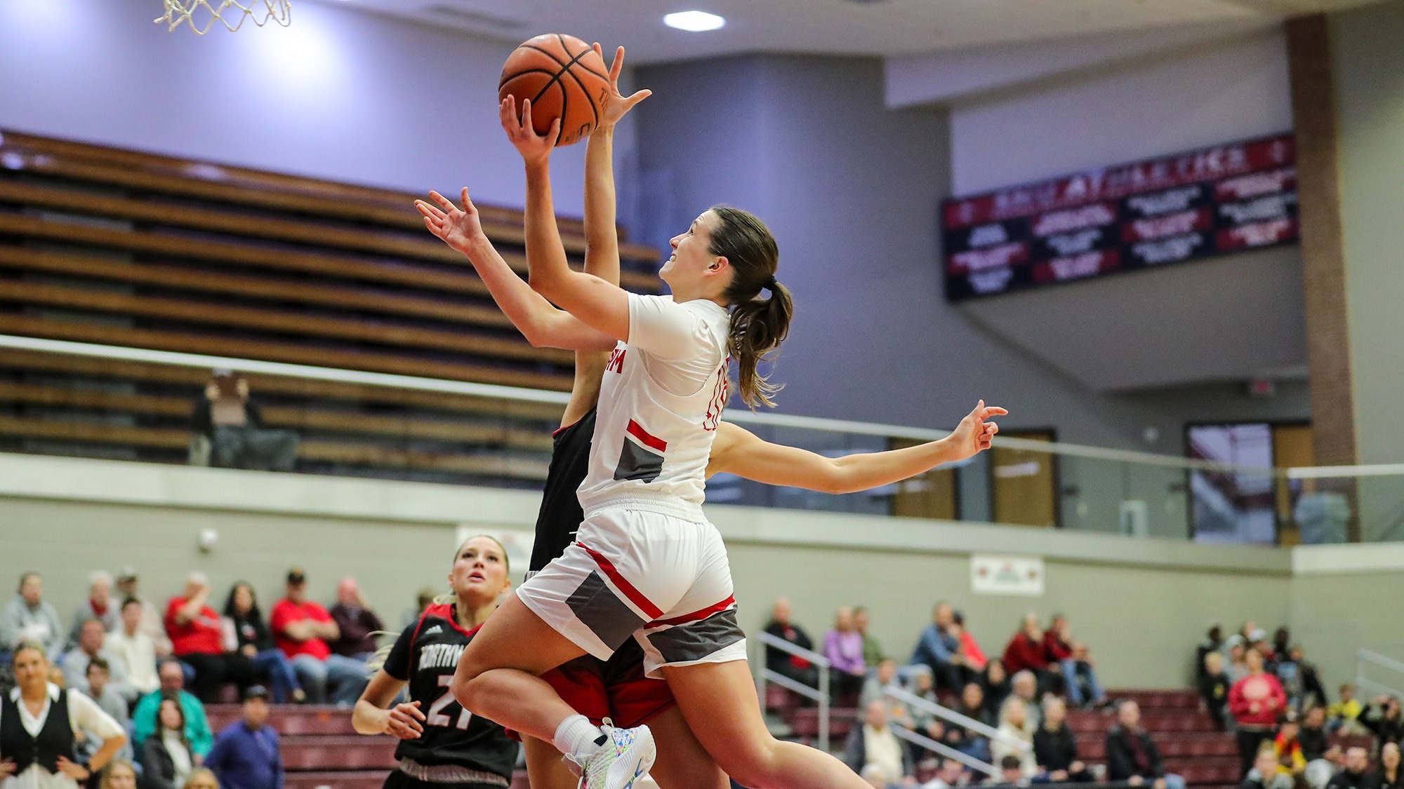 Emily Monaghan - Women's Basketball - Southern Nazarene University ...
