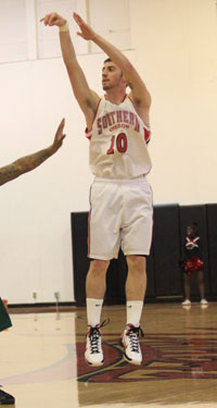 Kyle Tedder - Men's Basketball - Southern Oregon University Athletics