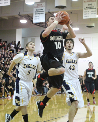 Kyle Tedder - Men's Basketball - Southern Oregon University Athletics