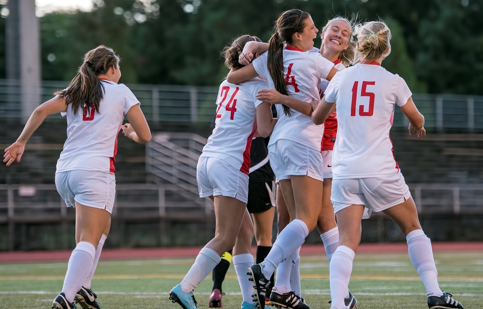 Jacqueline Laird - Women's Soccer - Southern Oregon University Athletics
