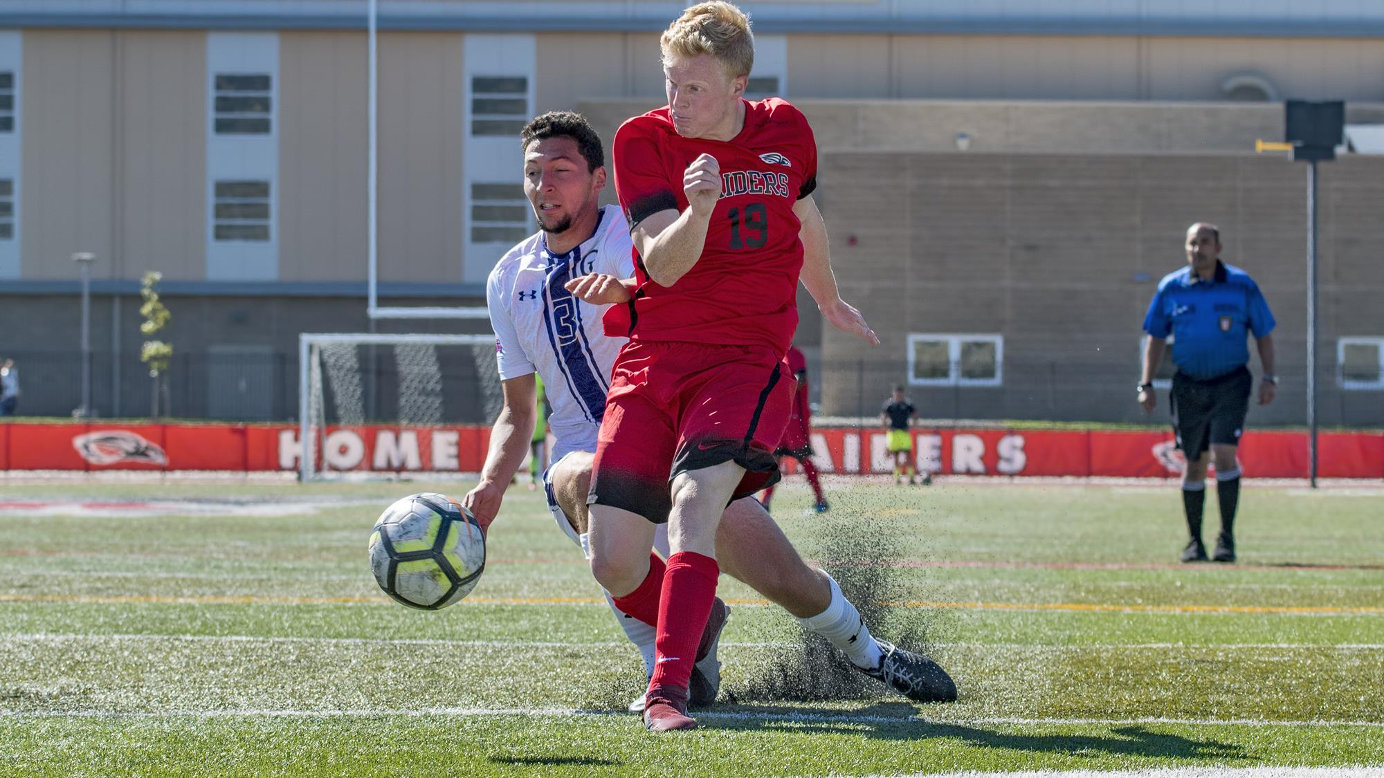 Pinney's 2nd-half goals lead SOU past Eastern Oregon - Southern Oregon ...