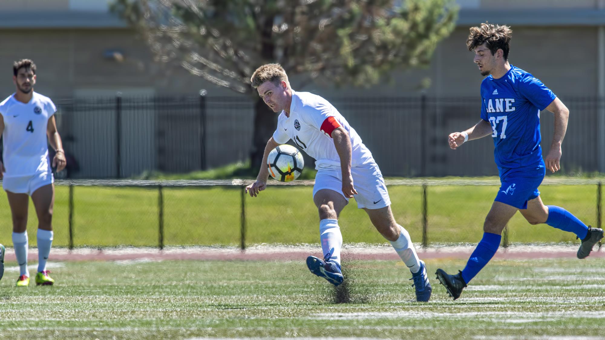 SOU goes down in opener at Menlo, 2-1 - Southern Oregon University ...