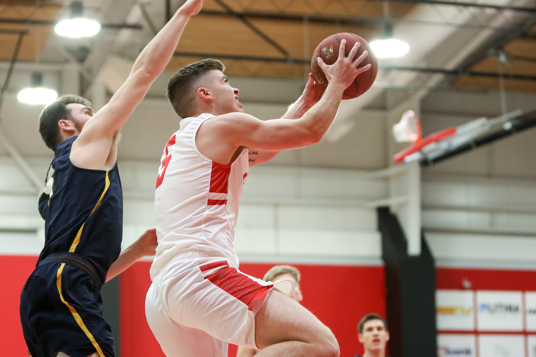 Borich catches fire again as Raiders roll Walla Walla - Southern Oregon ...