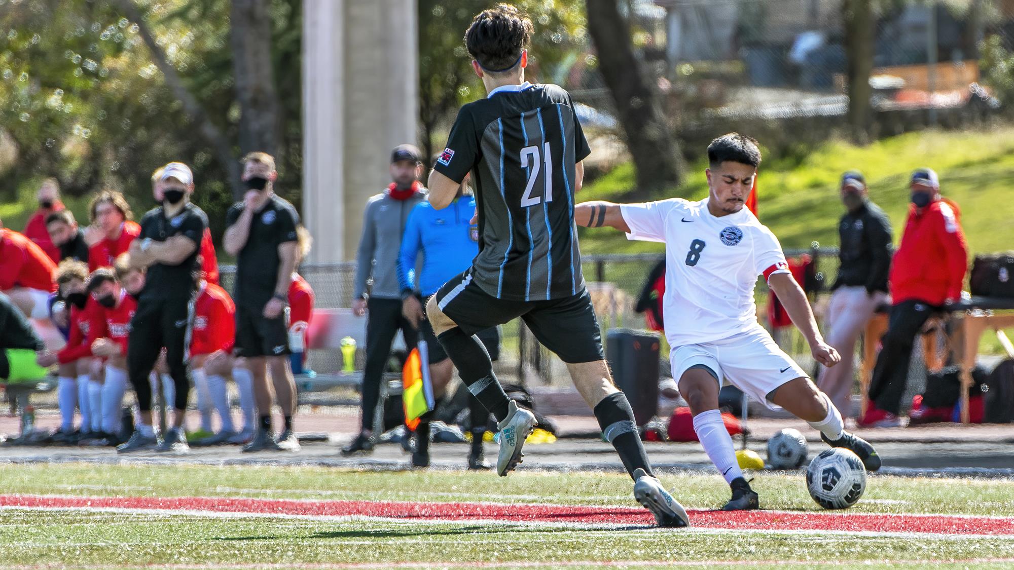 Raiders turn in successful debut, down Mustangs 2-0 - Southern Oregon ...