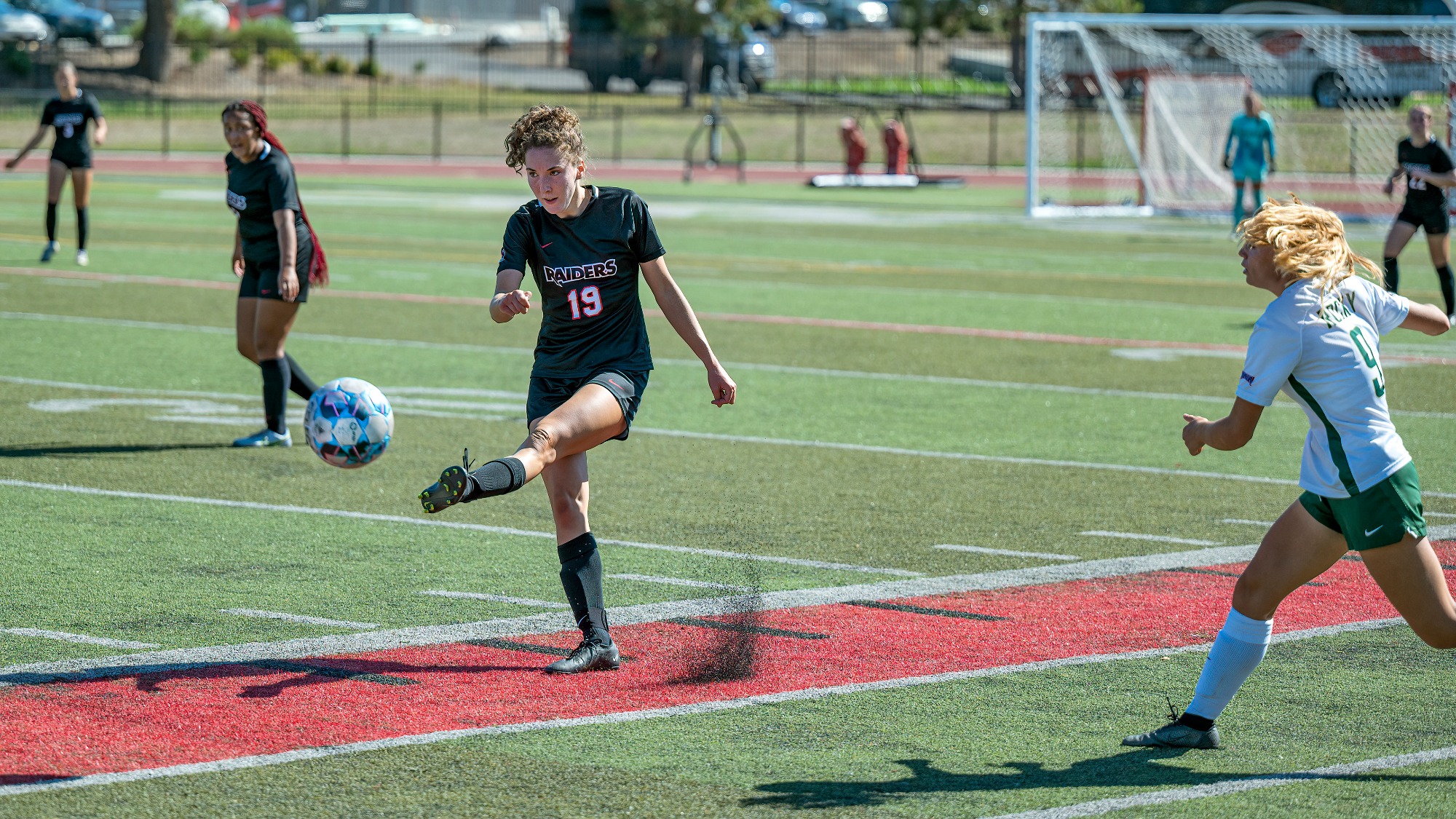 SOU wins again to move into 2nd place - Southern Oregon University ...