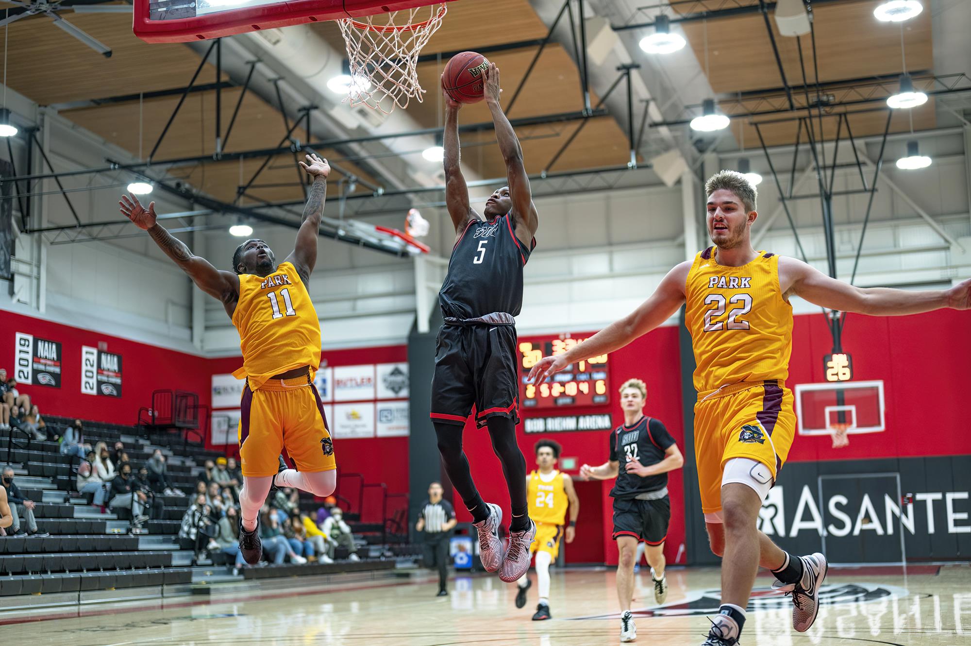 Raiders drop regular season finale to Walla Walla, 72-71 - Southern ...