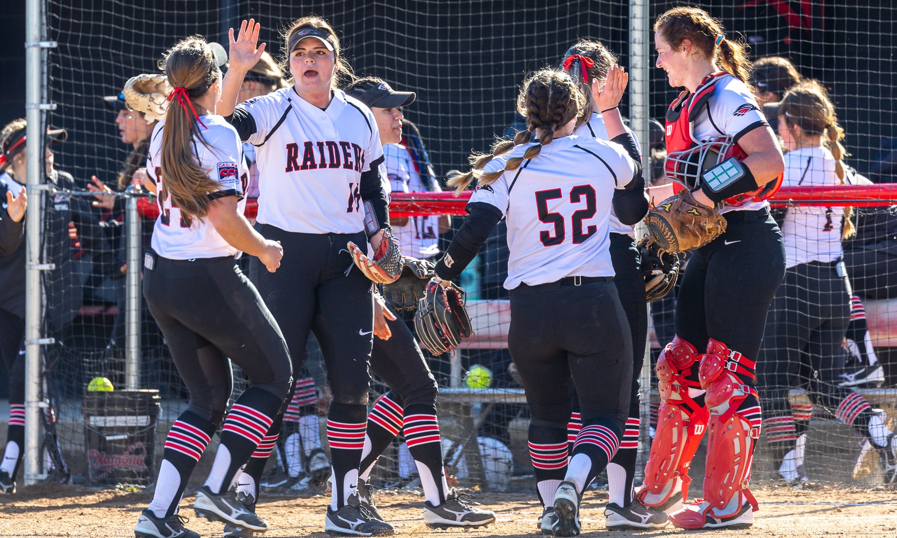 Raiders sweep Redhawks in 2022 debut - Southern Oregon University Athletics