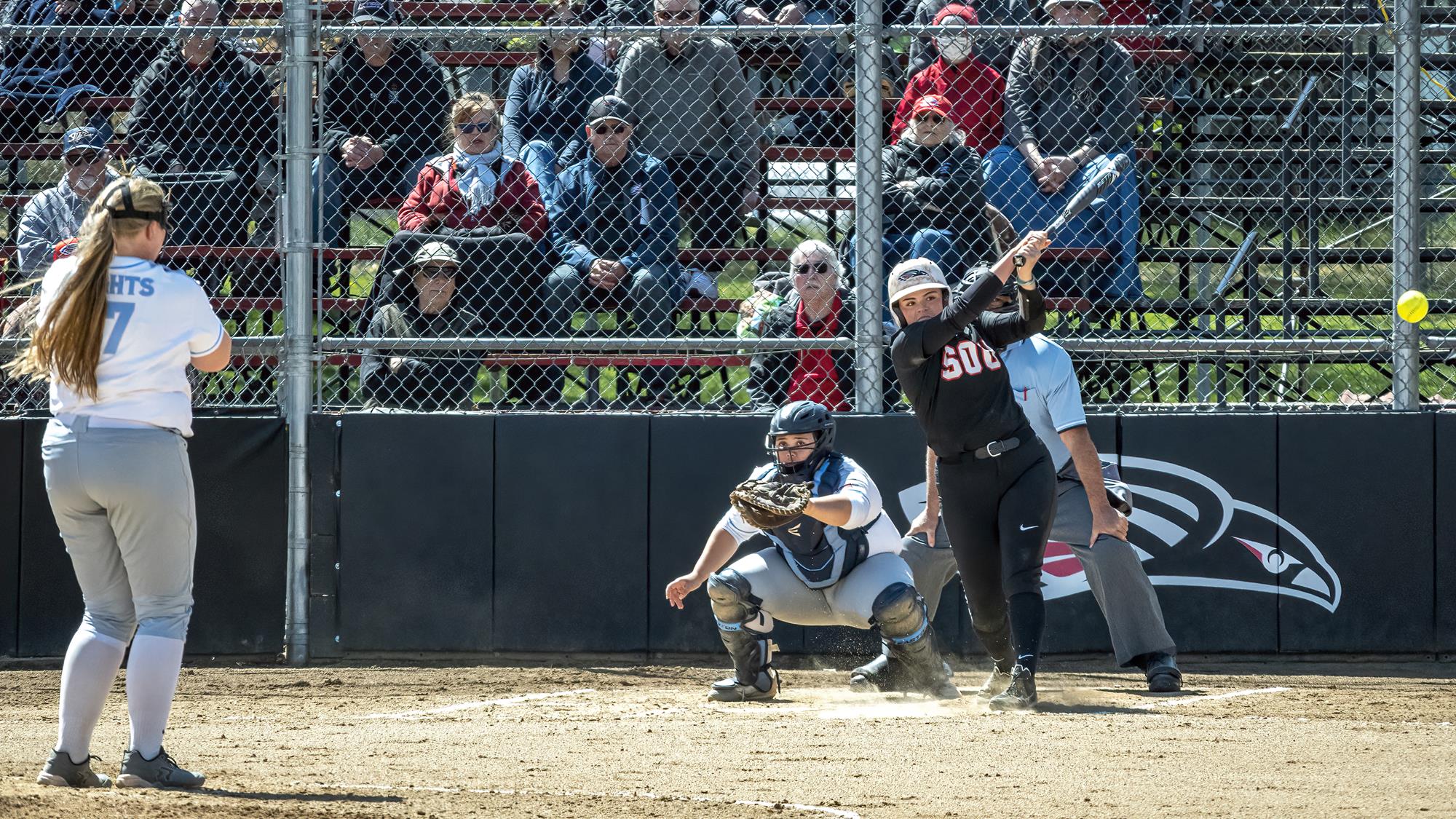 Raiders wrap up series sweep against Knights - Southern Oregon ...