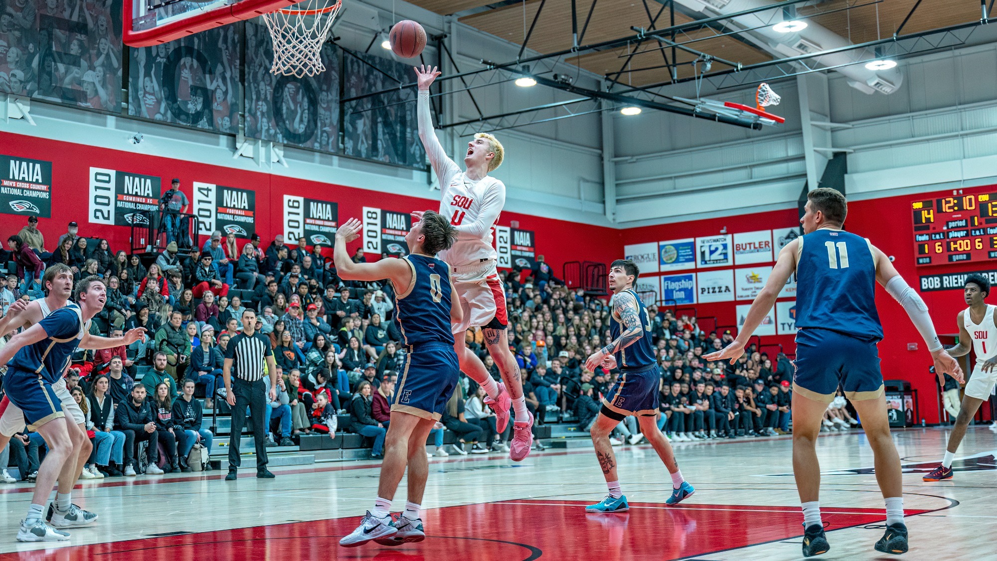 SOU blows out 2nd-place Mountaineers, 88-63 - Southern Oregon ...