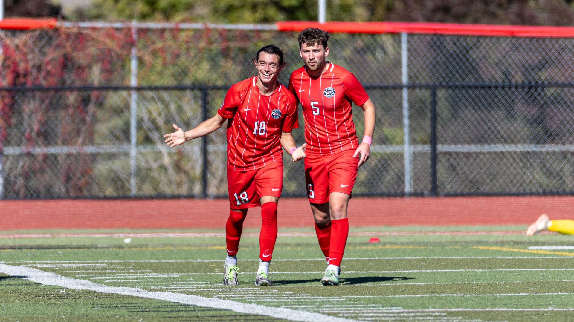 No. 25 Raiders top Northwest, extend winning streak to 8 - Southern ...