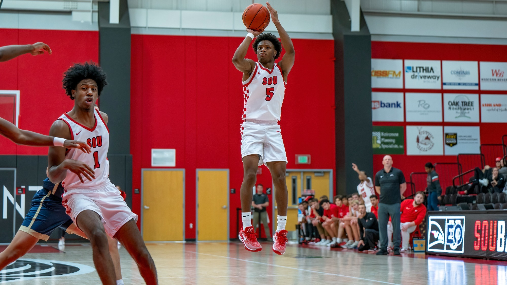 SOU survives against Mountaineers to complete perfect CCC homestand ...