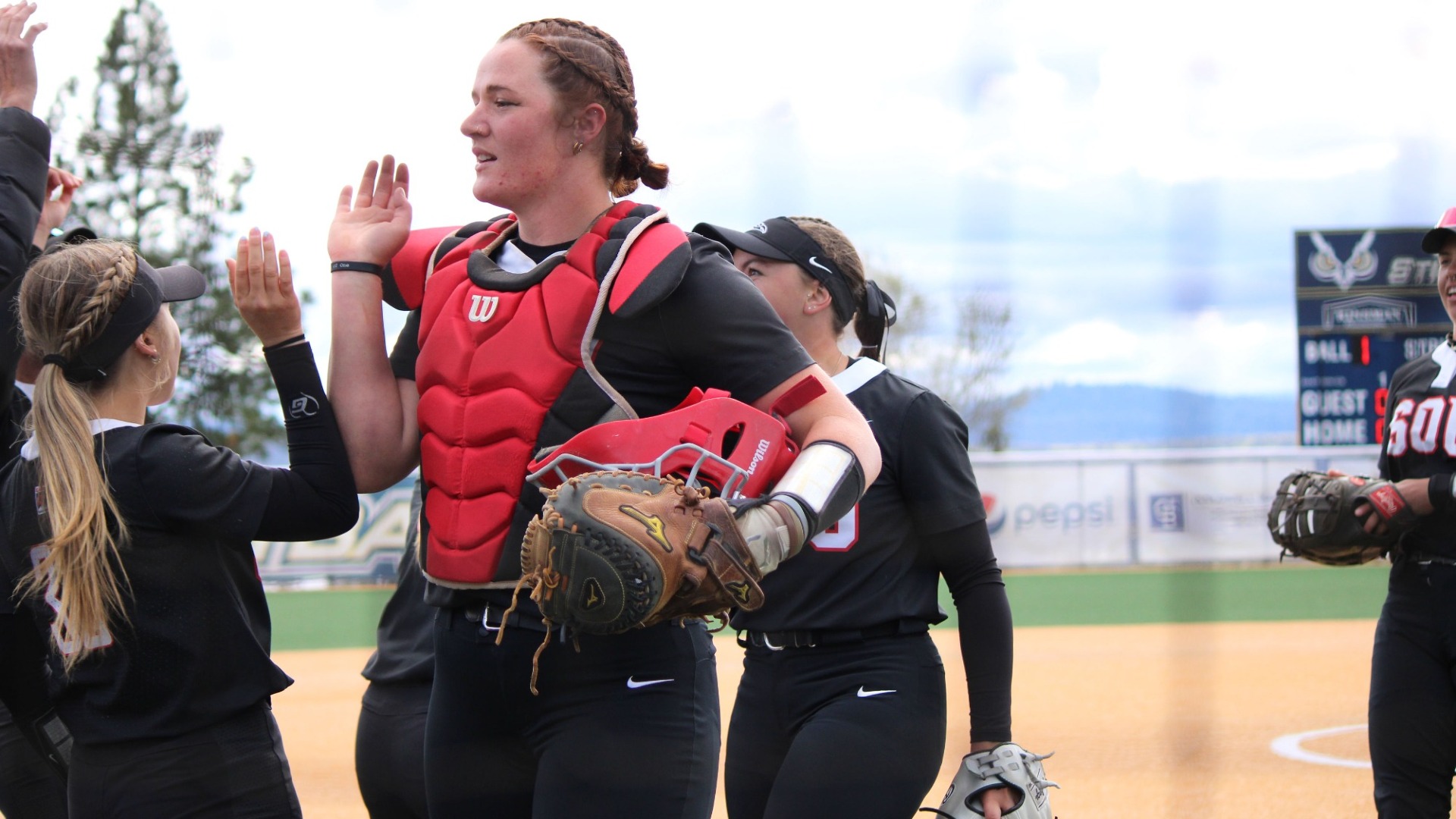 SOU staves off elimination against UBC, EOU - Southern Oregon ...