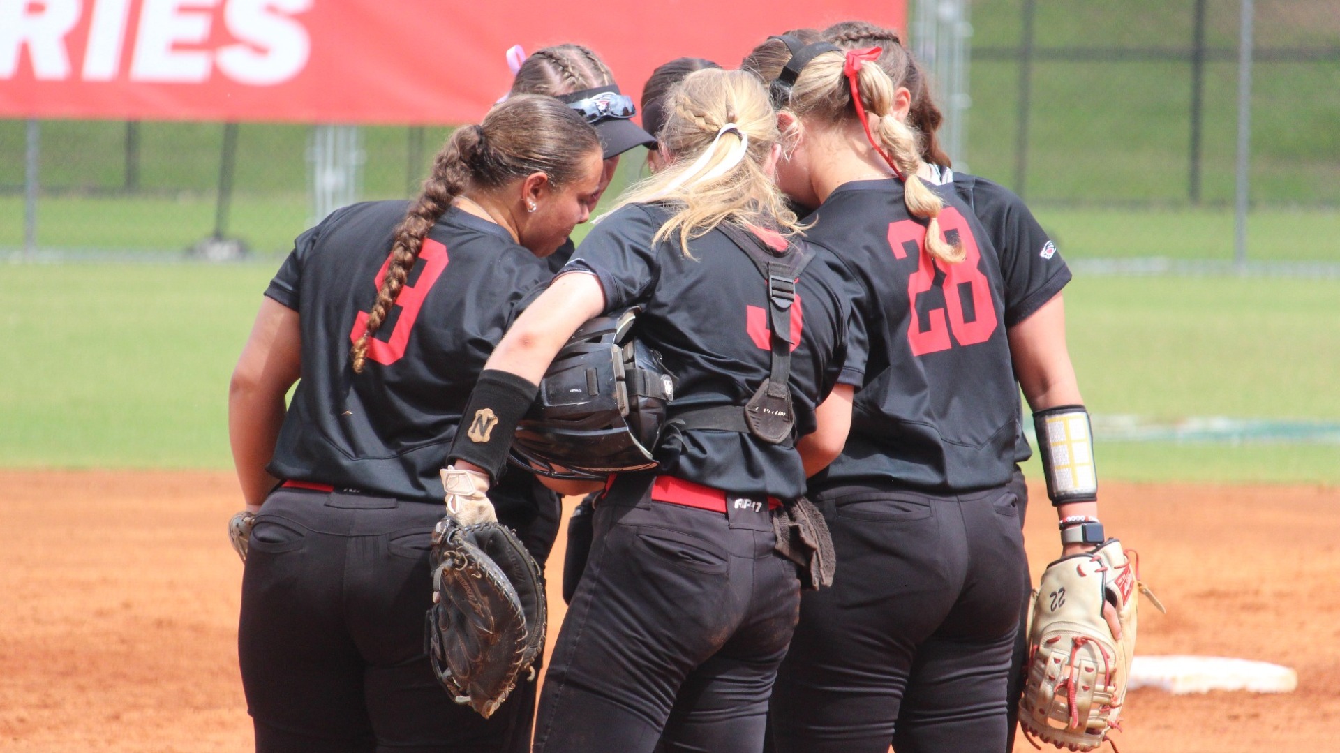 SOU softball championship parade set for Wednesday - Southern Oregon ...
