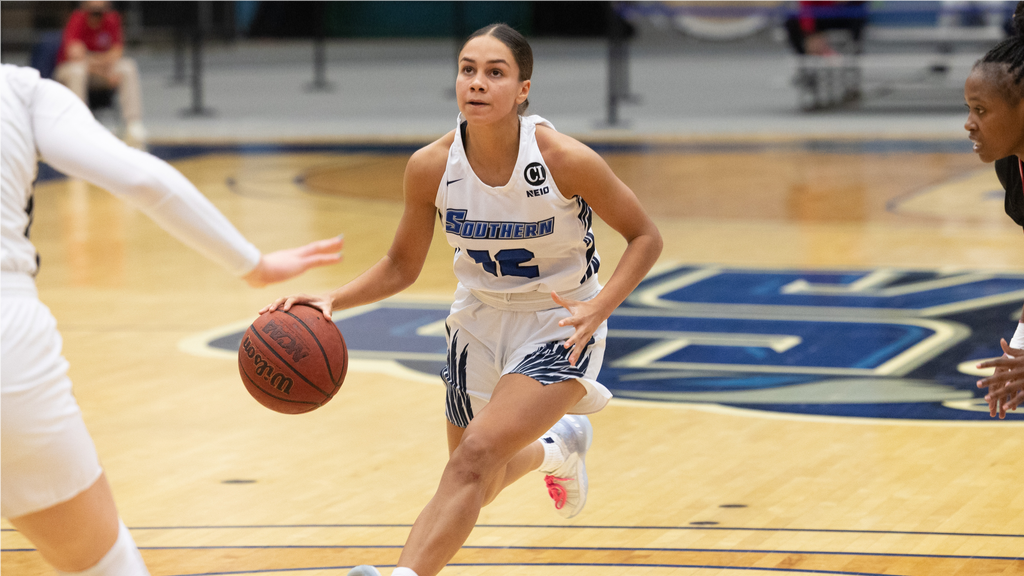 Zoë Amalbert - 2022-23 - Women's Basketball - Southern Connecticut ...