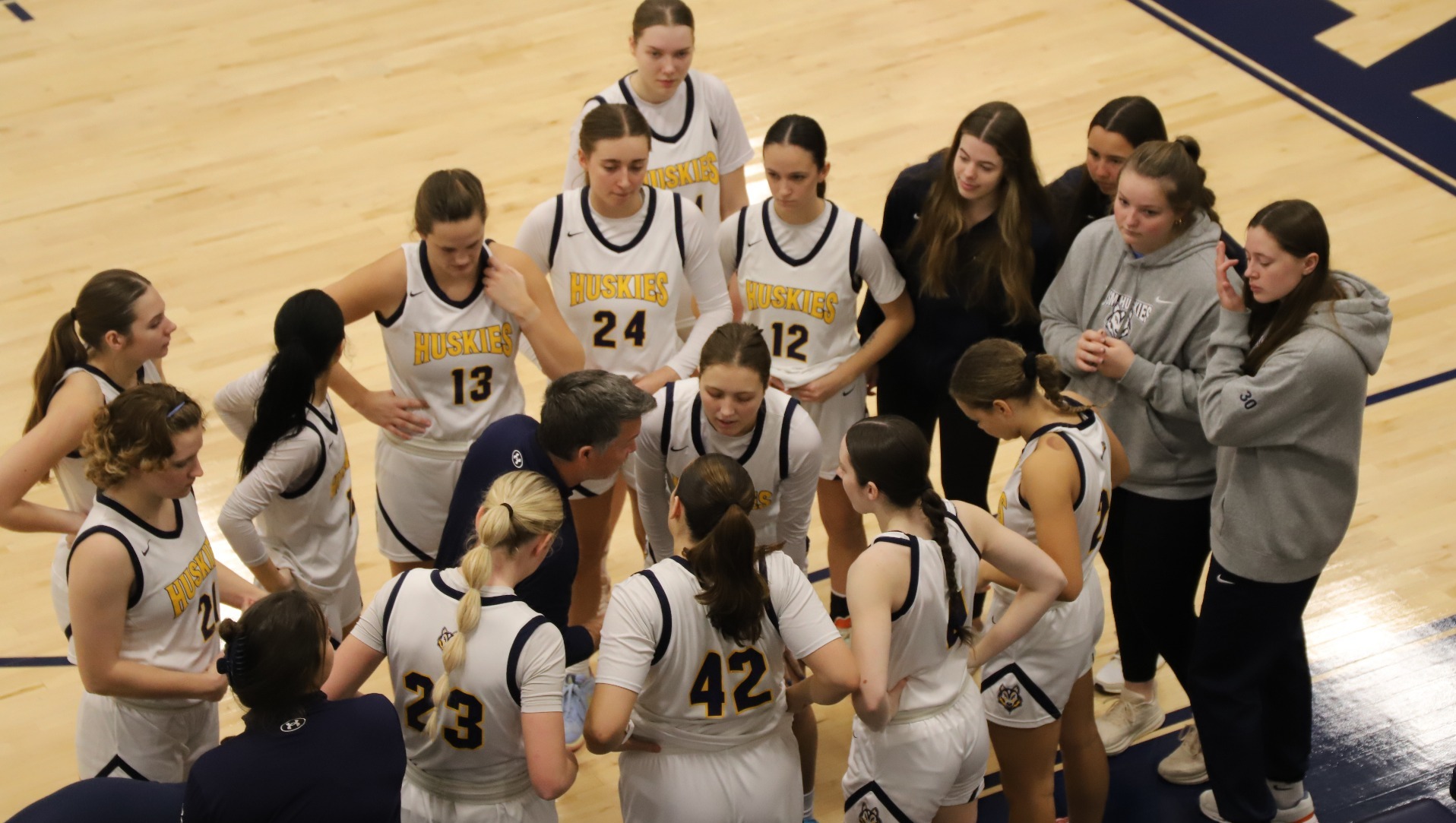 Husky Alumnae Invited to 2024 Women’s Basketball Alumnae Game ...