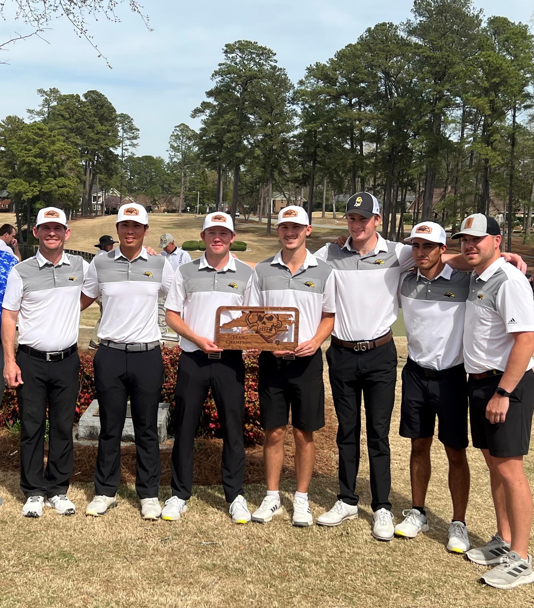 Men’s Golf Wins ECU Intercollegiate - Southern Miss