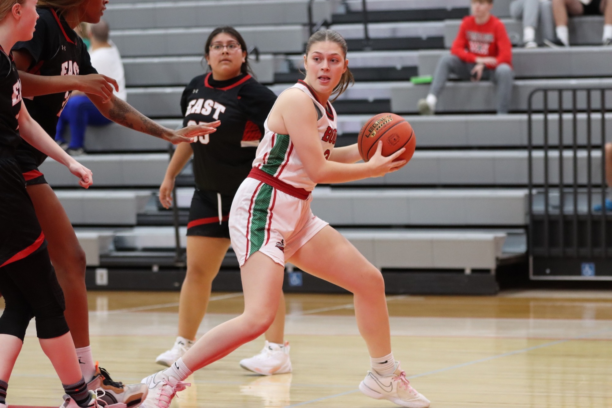 Toreadors Fastbreak to 3-0 Start - Sporting Boone