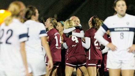 Isabel Farrell - Women's Soccer - SPU Athletics