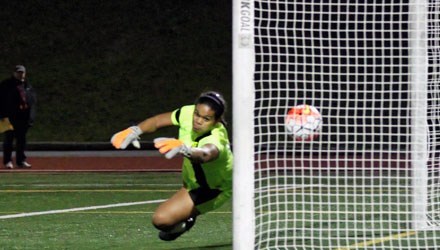 Isabel Farrell - Women's Soccer - SPU Athletics