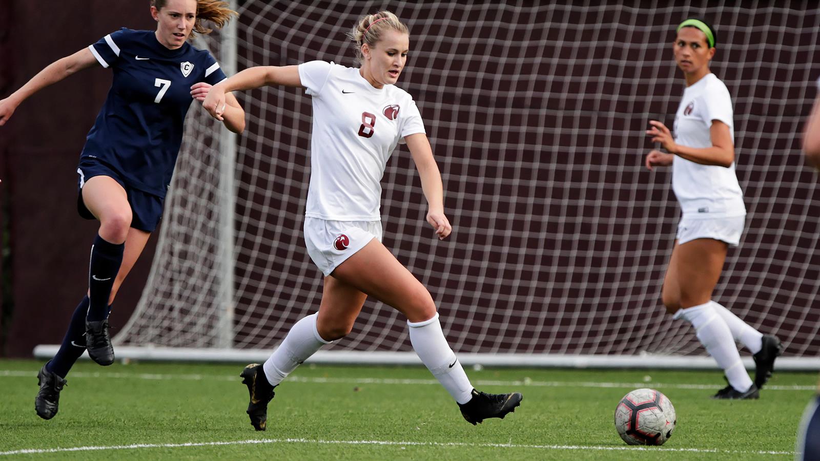 Chloe Gellhaus - Women's Soccer - SPU Athletics