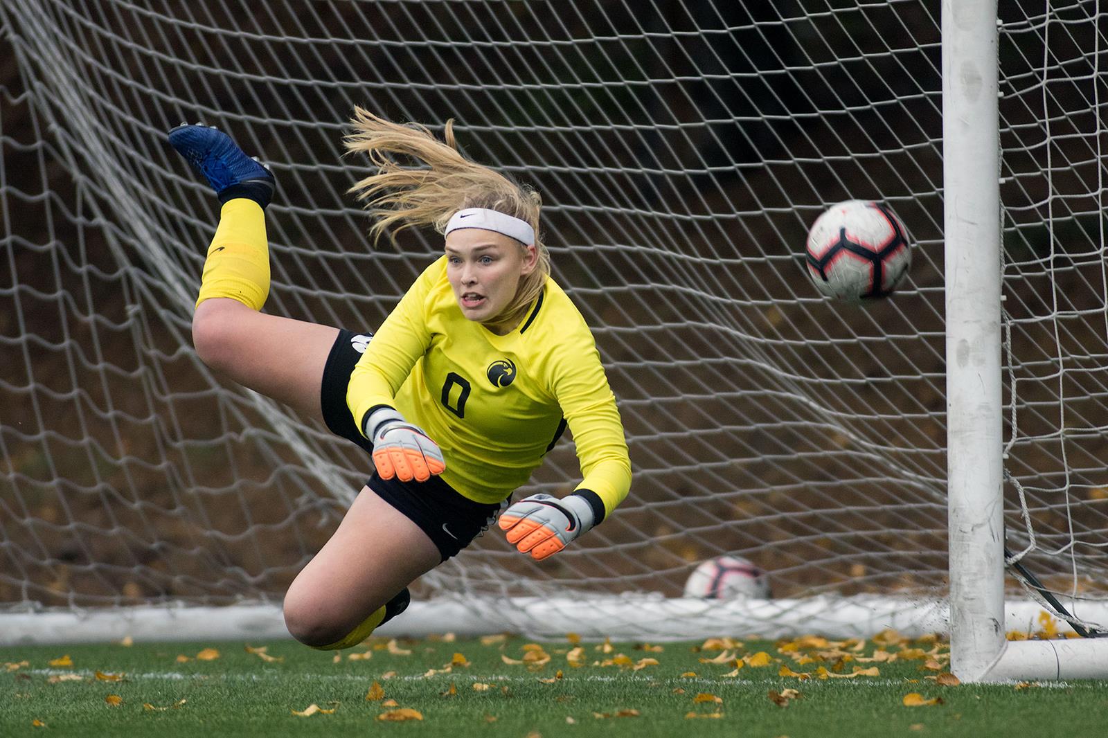 Riley Travis - Women's Soccer - SPU Athletics